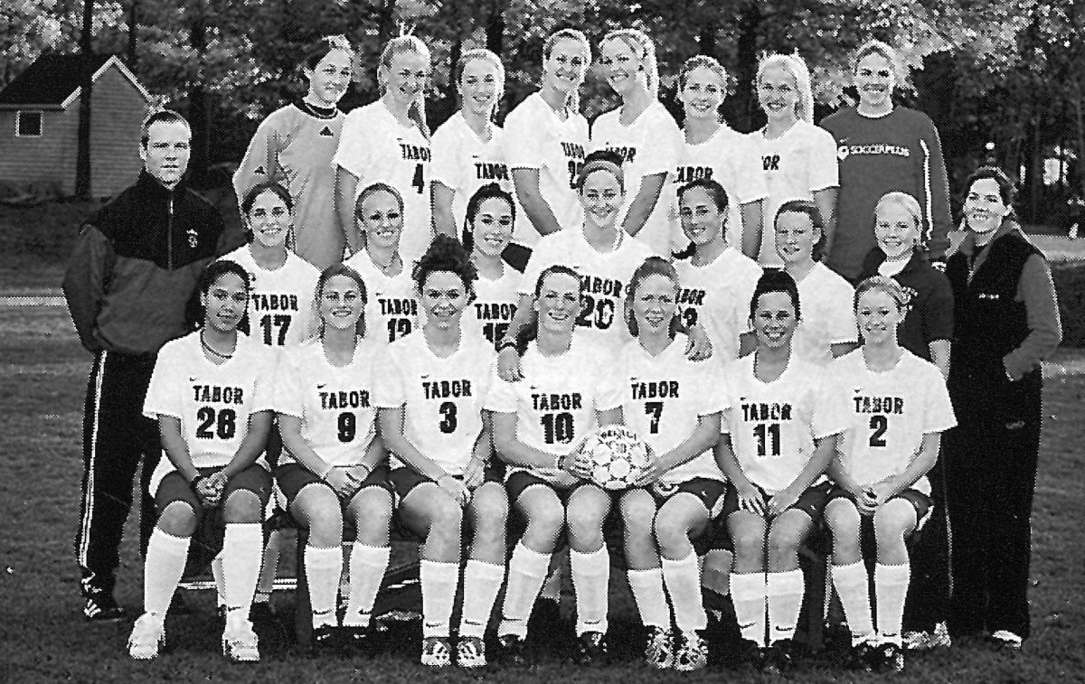2004 Varsity Girls Soccer | Hall of Fame Details