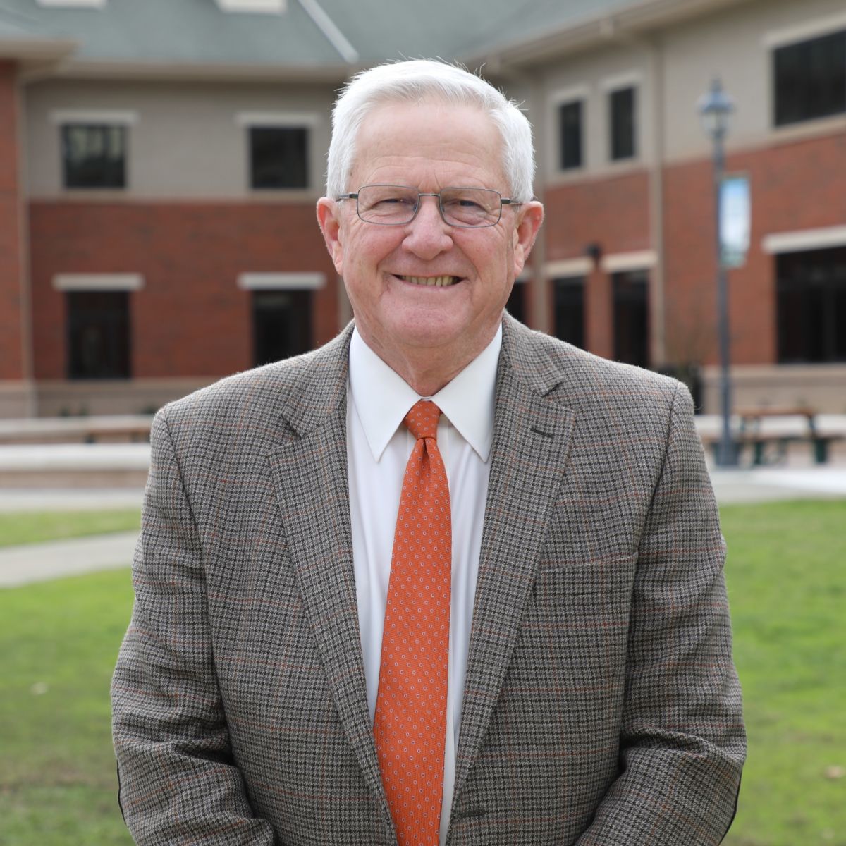 Upper School Patio Dedicated to Leonard Johnson | News - Ravenscroft ...