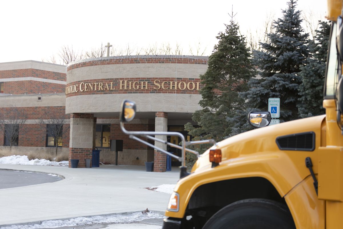 Transportation | Detroit Catholic Central High School