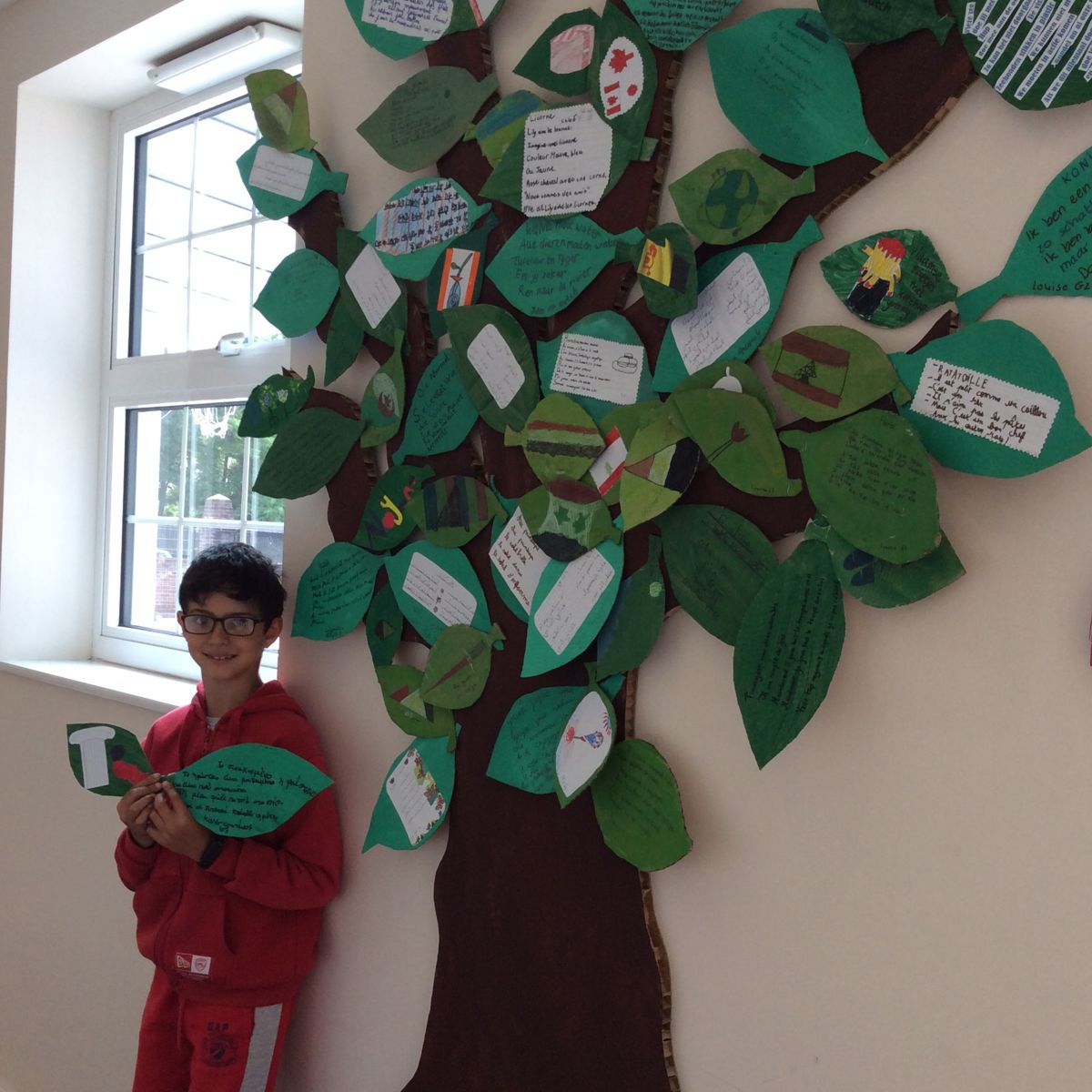 PYP MT celebrate the end of the year with a...Poet-Tree! | News Post