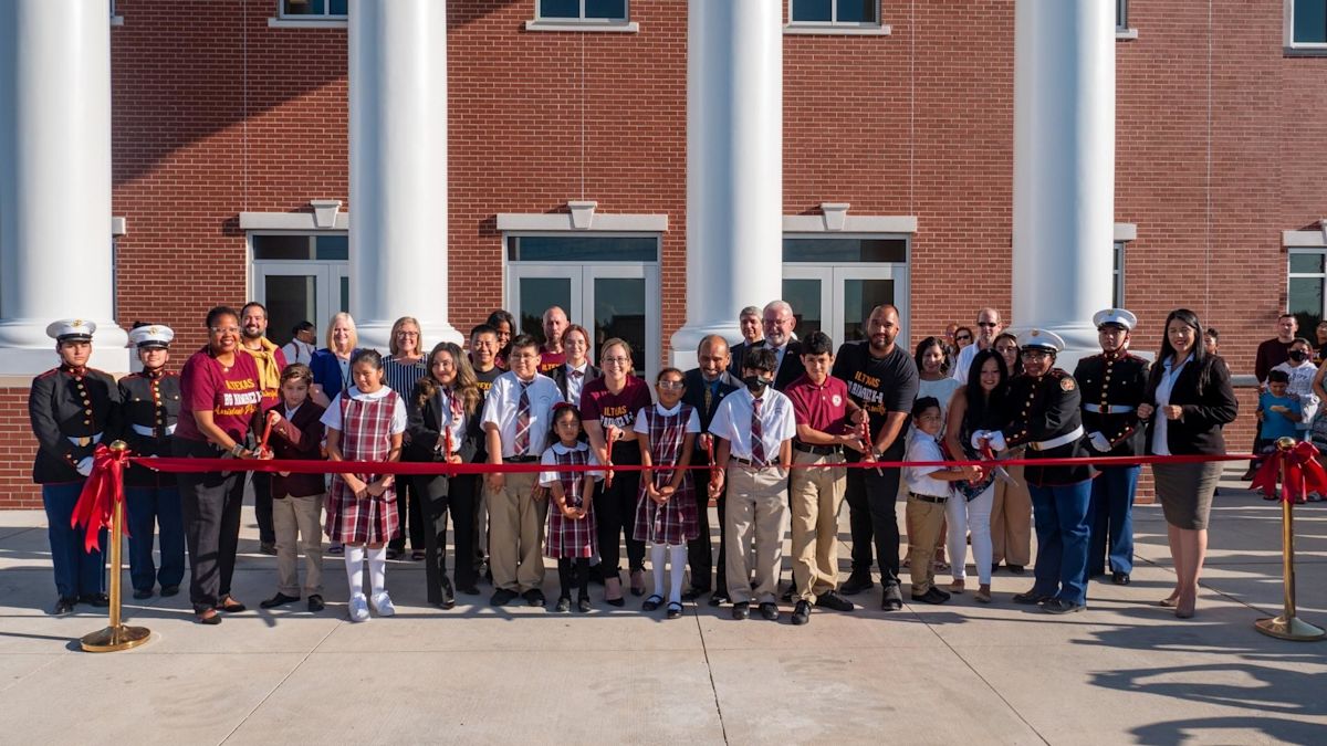 ILTexas Celebrates Grand Opening of B.G. Ramirez K-8 | News