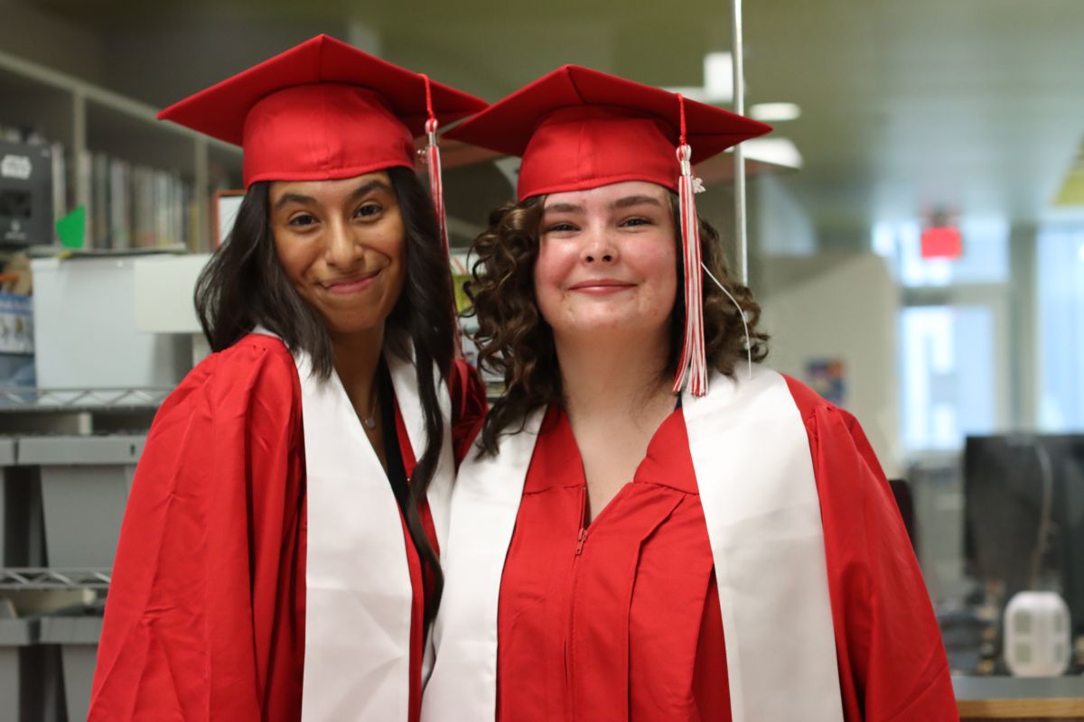 Summer graduates celebrate accomplishments during encouraging ceremony ...