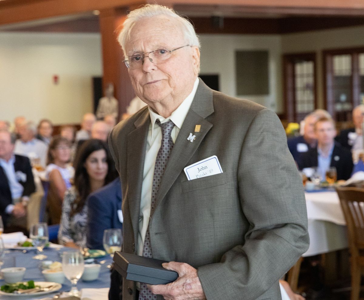 Long-time faculty member John Pataky '49 passes away | News Details