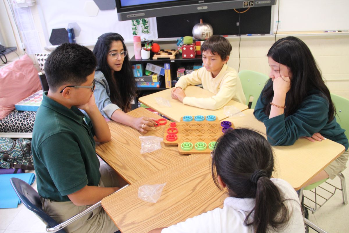 Middle School Kicks Off Robust Electives | News Posts