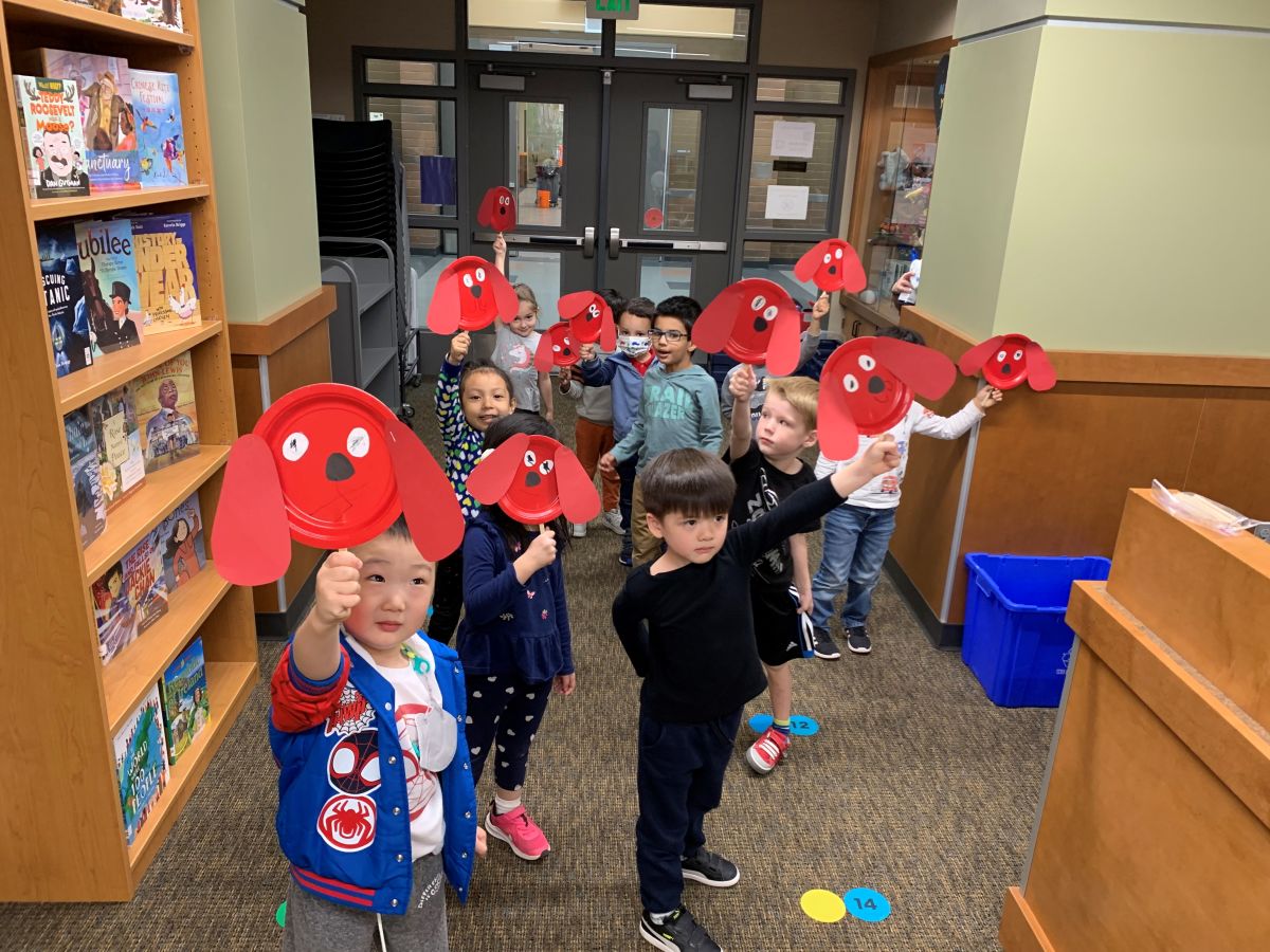Transitional Kindergarten Meet Book Characters in Library Class | News ...