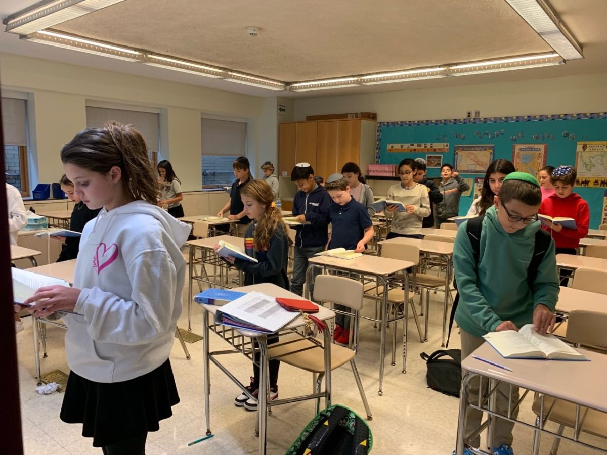 Davening Leaders! | Ramaz News - The Ramaz School