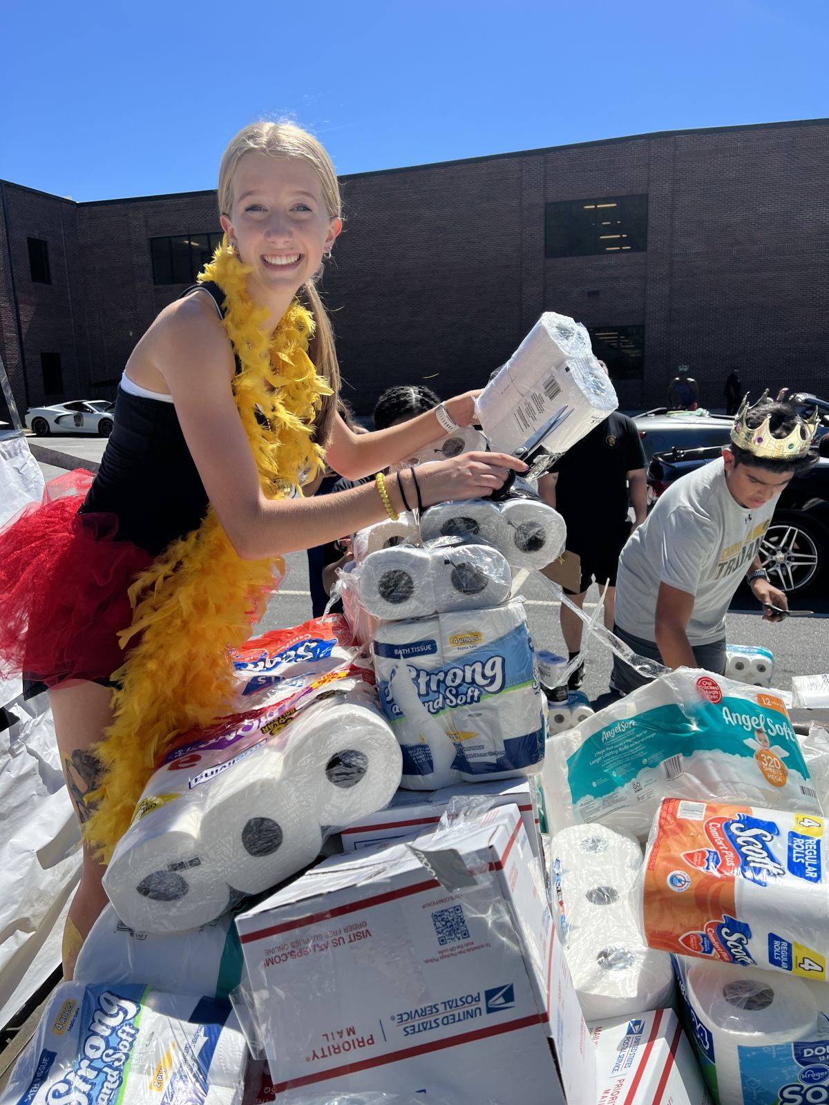 'Give Back' campaign nets more than $20,000 in community donations ...