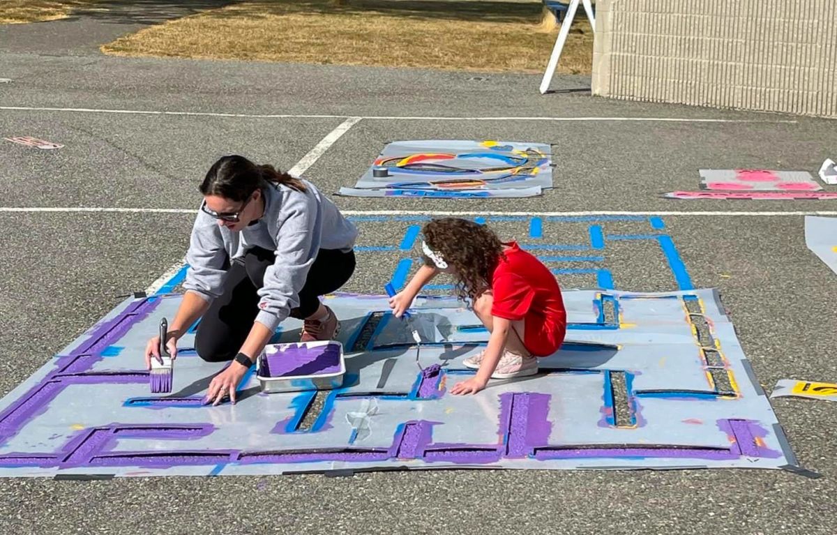 Paint the Playground, Parents Join in On the Fun | News Article ...