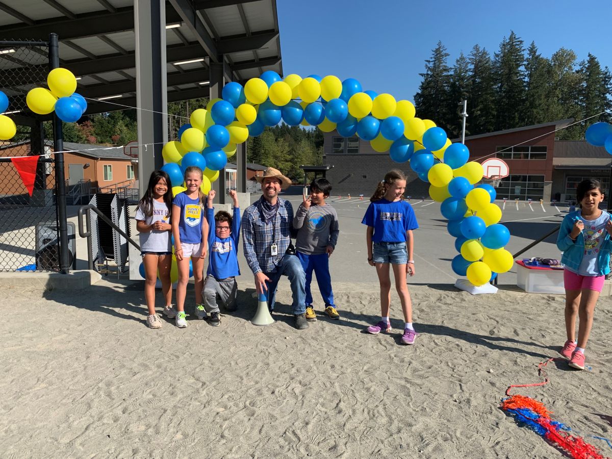 Principal Tim Baynes Joins in on Annual "Fun Run" | News Article ...