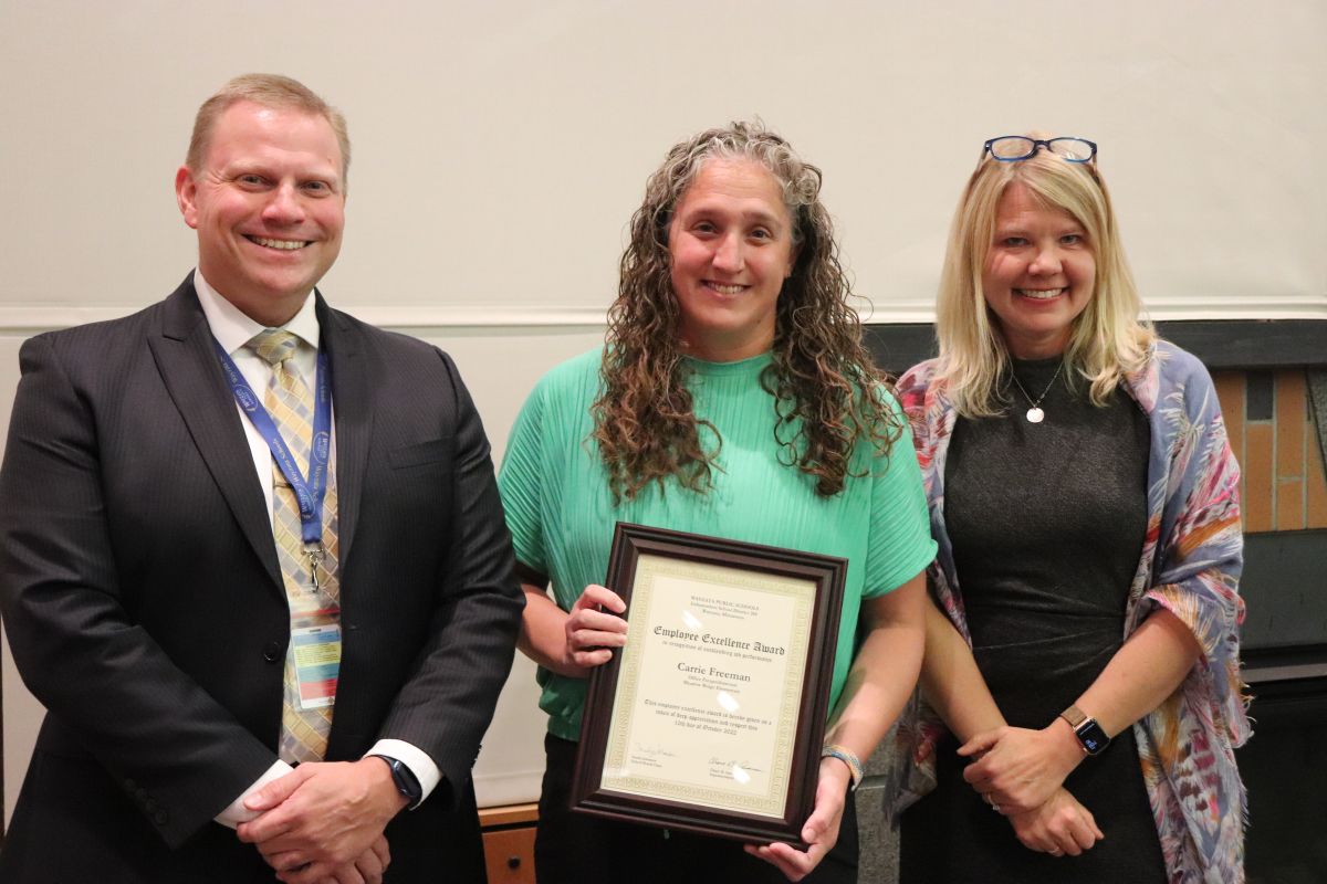 October 2022 Employee of the Month | News Details