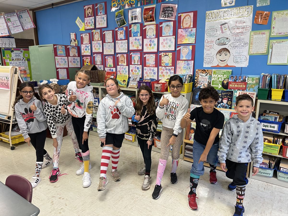 Vanderbilt Student Council Kicks Off Socktober Drive With Crazy Sock ...