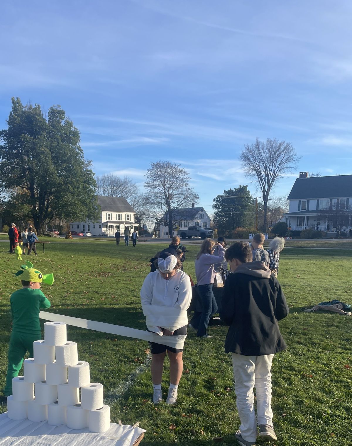 This Week in HAMS- Week 9 | News Post with others - Hebron Academy