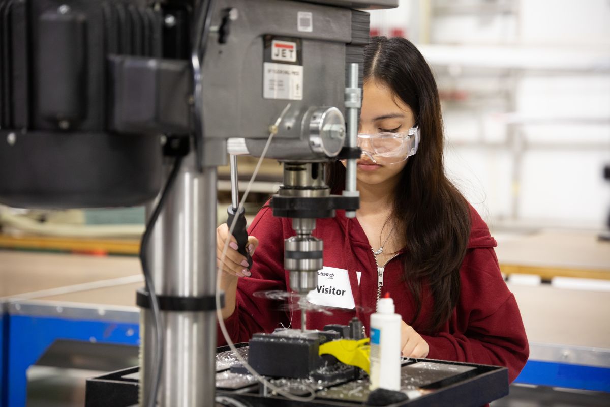 Aerospace students get hands-on experience at Tulsa Tech | News Item ...