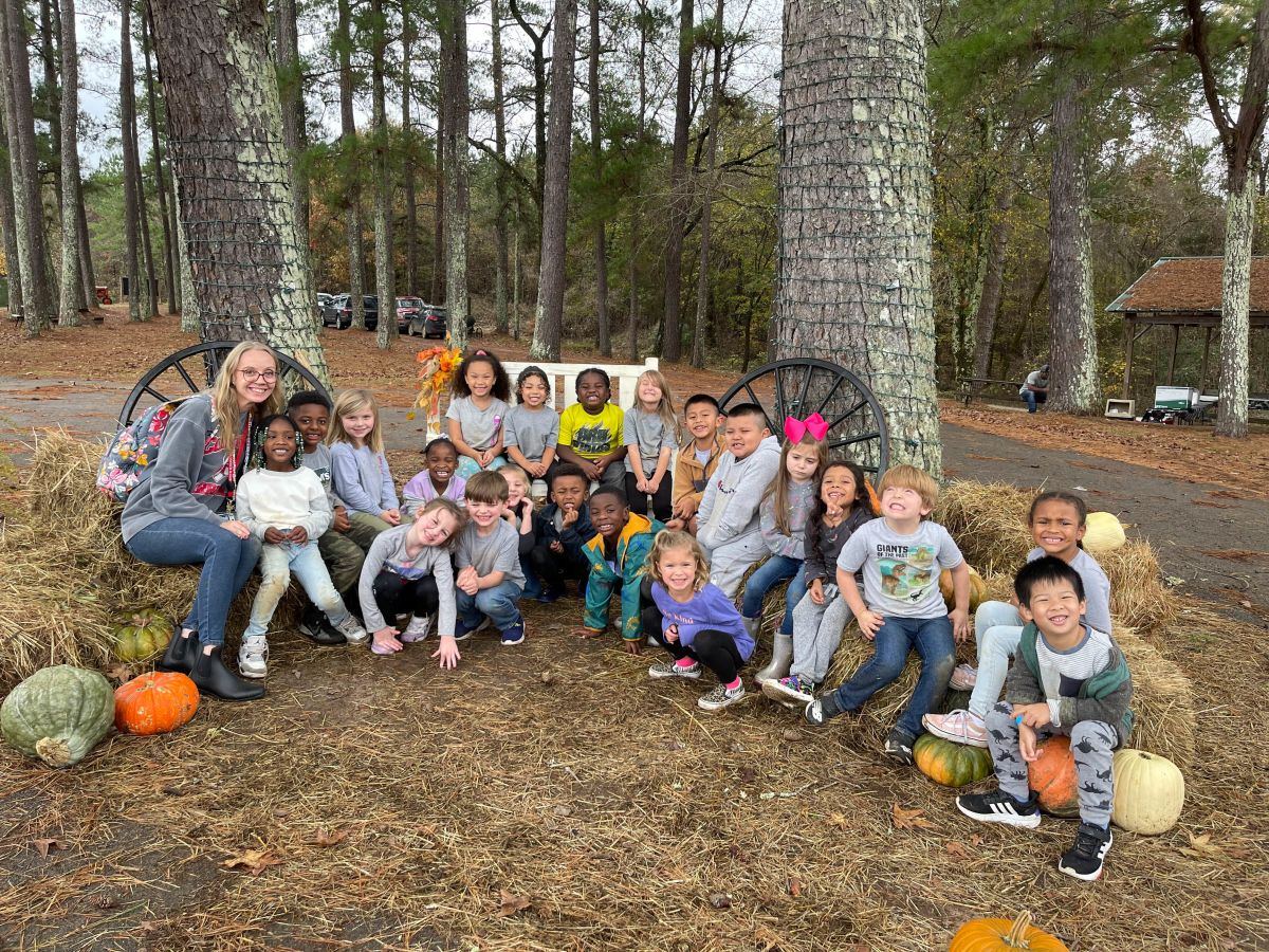 Kindergarten at Pumpkin Patch | Details