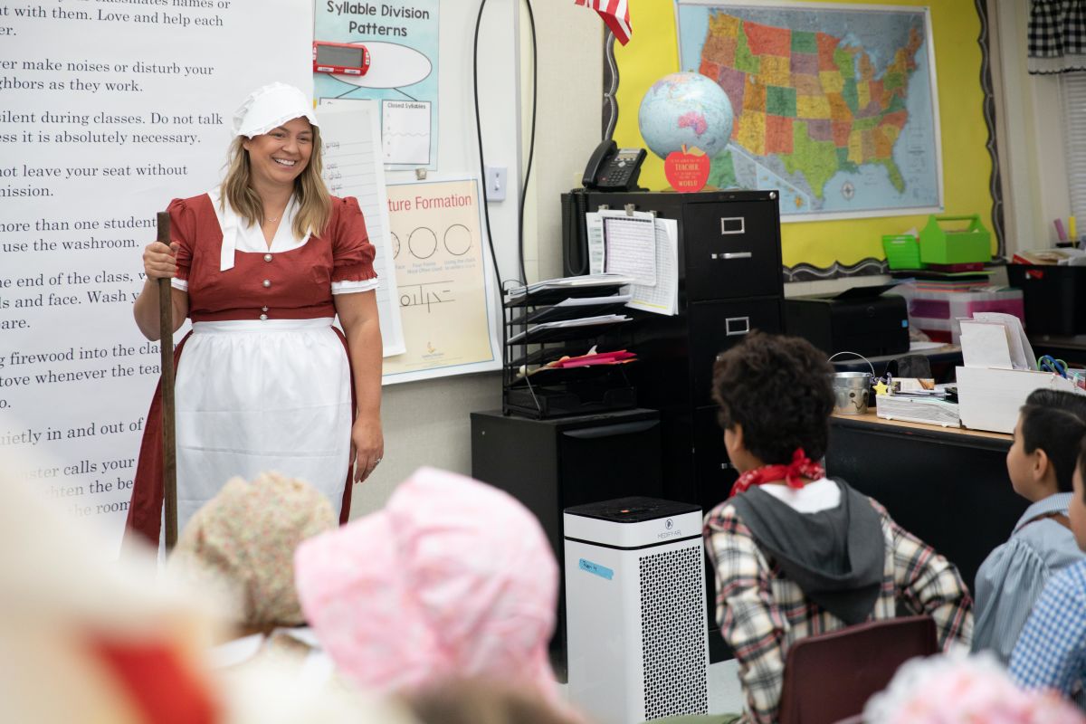 Second Grade Students Experience Pioneer Day | News Details