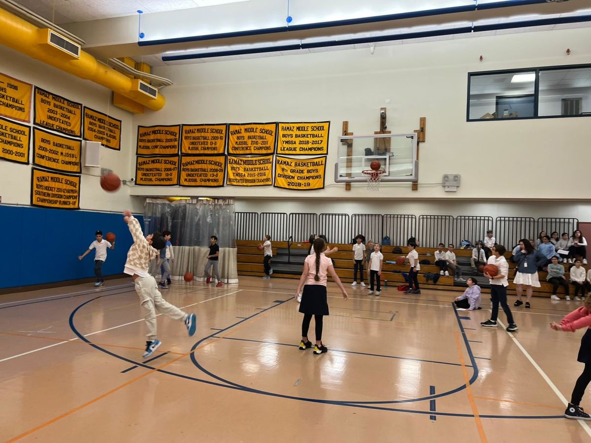 Grades 5 And 6 Are Shooting Hoops For Chesed! | Ramaz News - The Ramaz ...