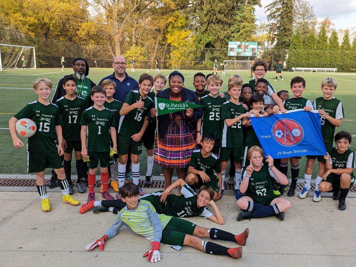 Wolfhound Athletes Finish the Fall Season Strong | News Story