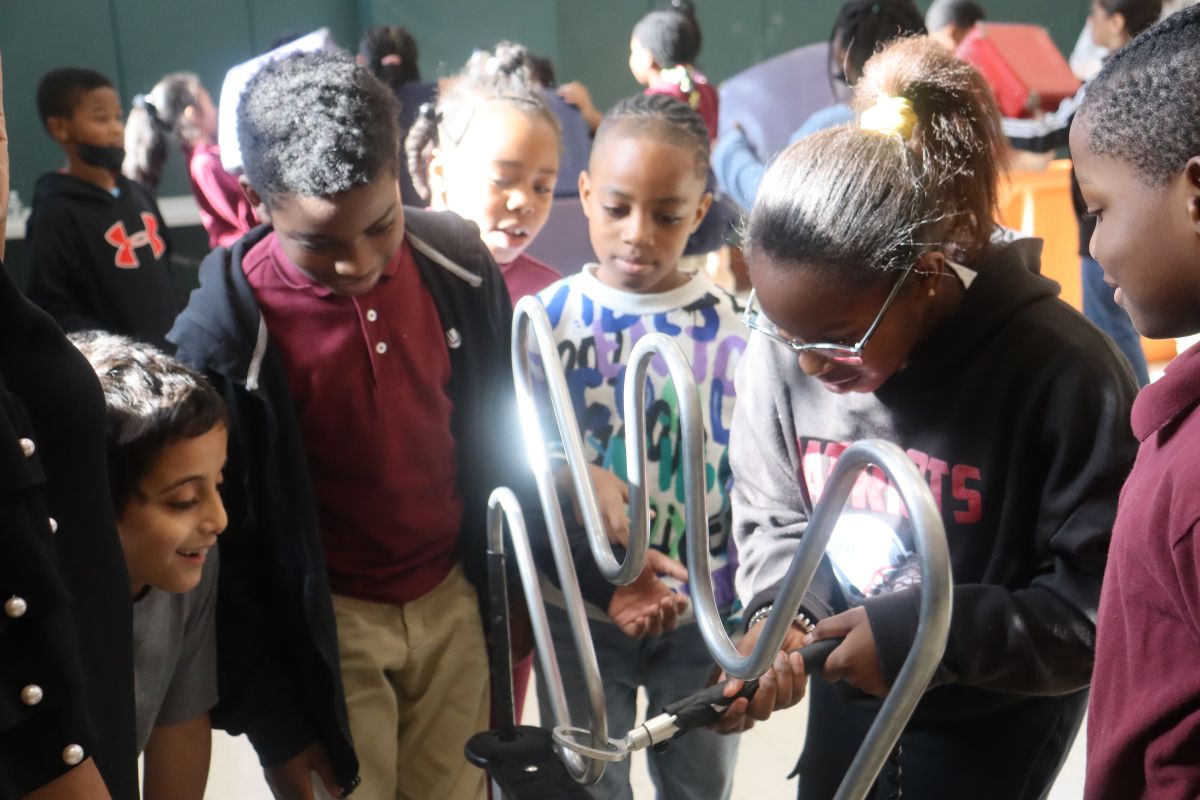 S.T.E.A.M. Day takes over Graham School | News Details