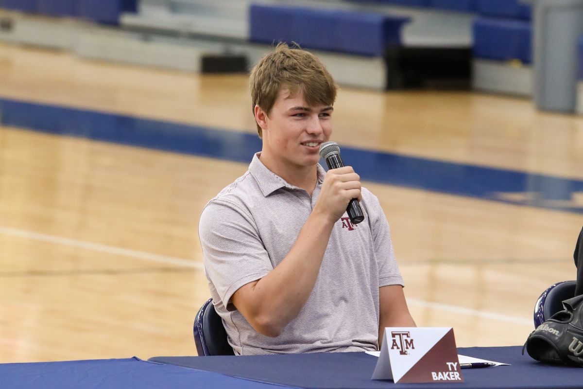 Six Athletes Sign to Compete at the Next Level | News Details