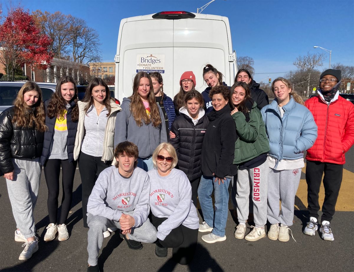 MBS Students Make and Deliver Lunches for Bridges Outreach | Morristown ...