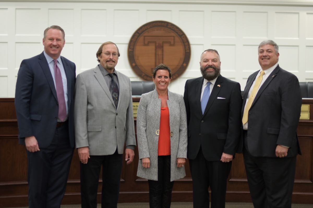 Tomball ISD Board of Trustees Issued Oath of Office | News Details ...