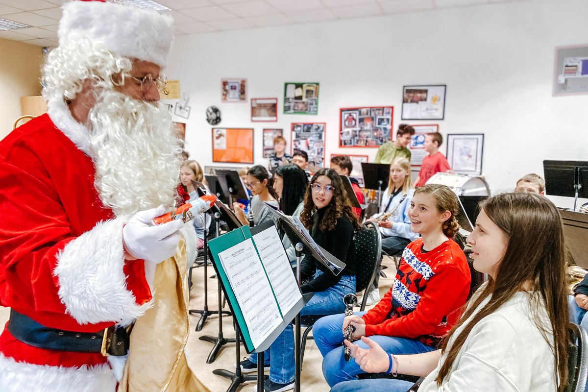 Mikulás came for a visit! | Default News Page