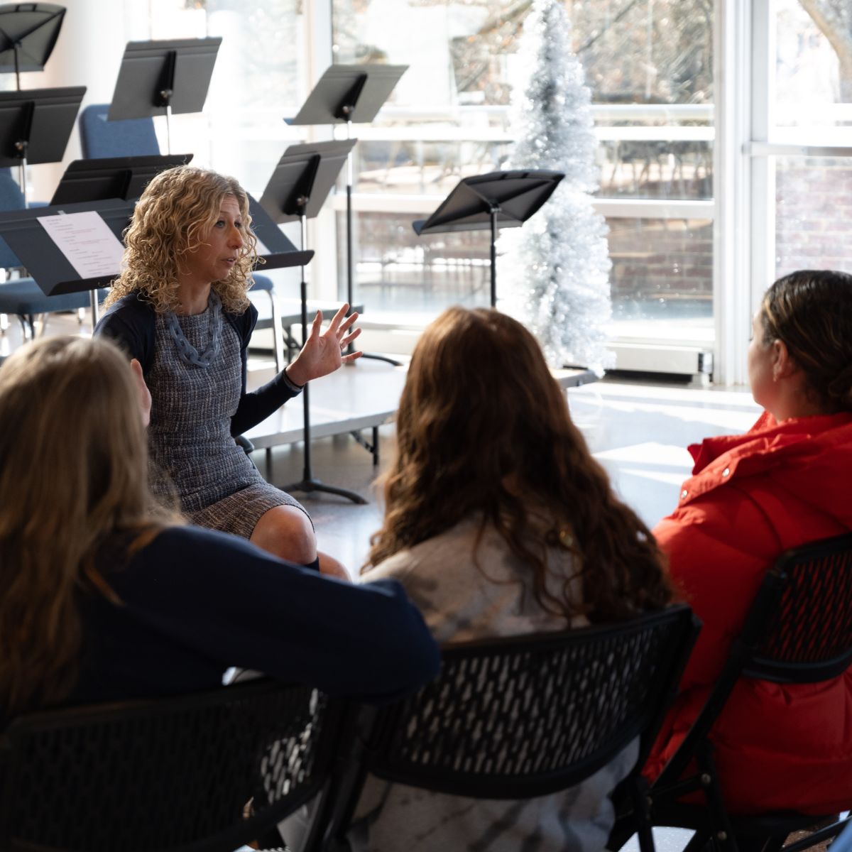 Guest Speaker Engages in Conversation about Antisemitism and How to ...