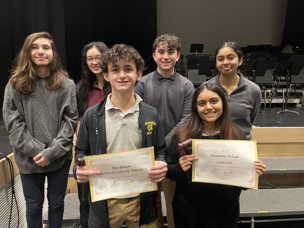 Model UN Team Hosts In-House Conference | News Posts