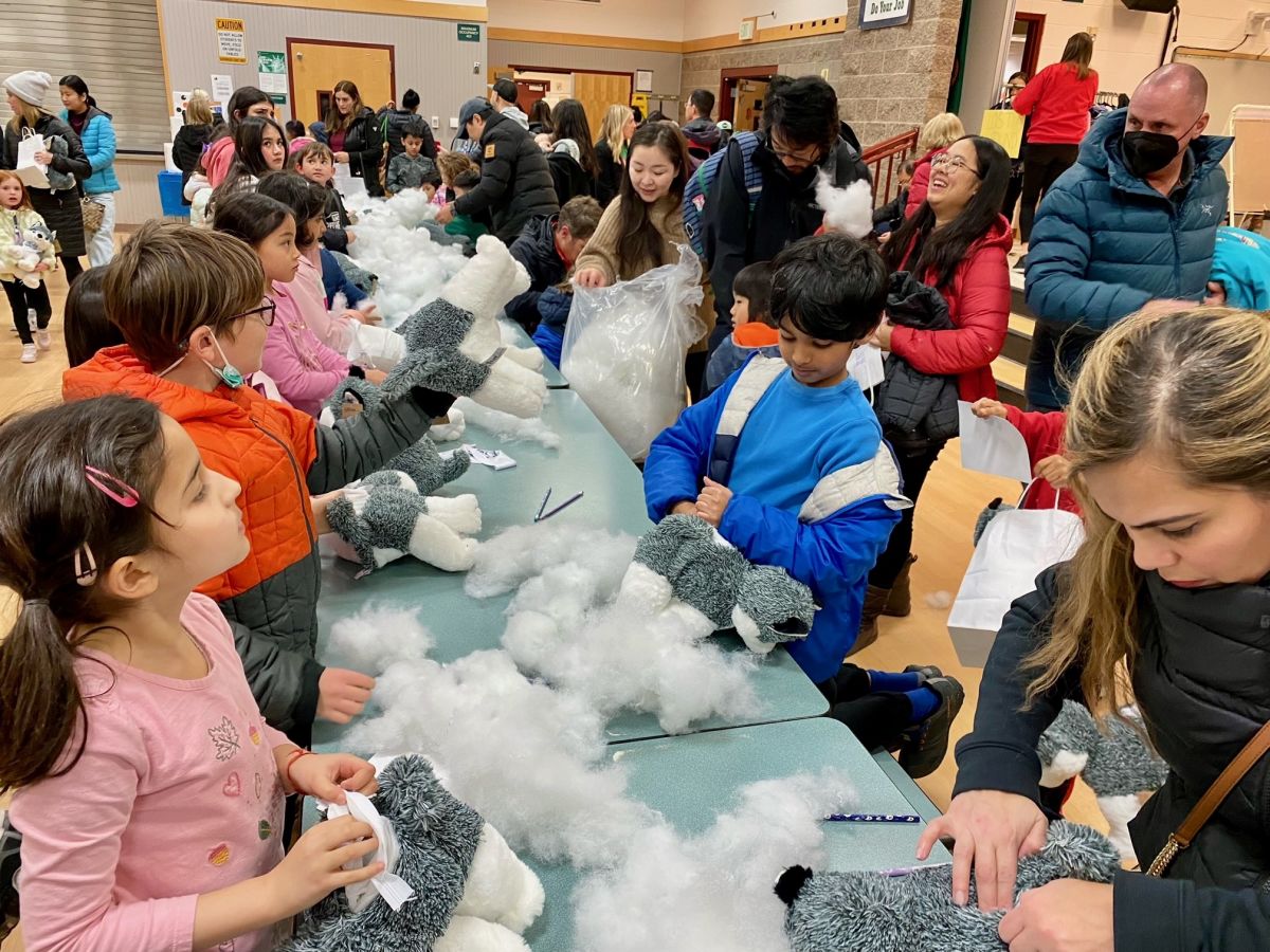 Winterfest Brings Family Fun | News Article - Cascade Ridge Elementary ...