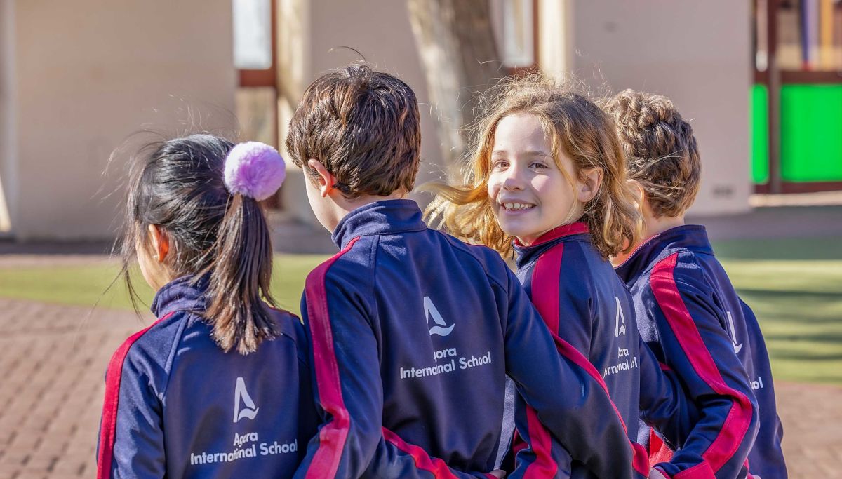 Contacto | Agora Lledó International School