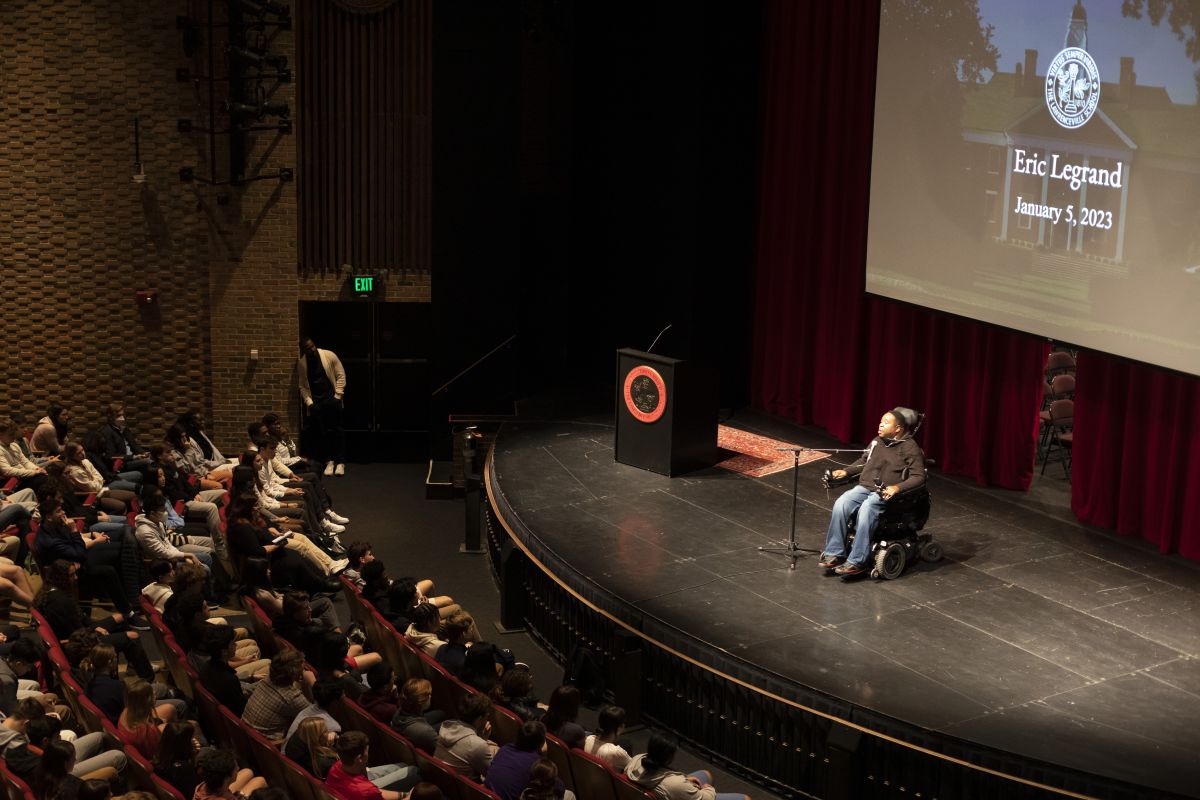 Eric LeGrand Encourages Lawrentians to bELieve | News Detail