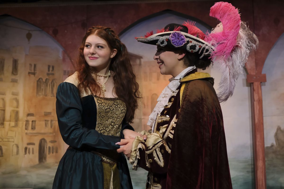Dwight Lions Entangle in Commedia dell’Arte in The Liar | Dwight