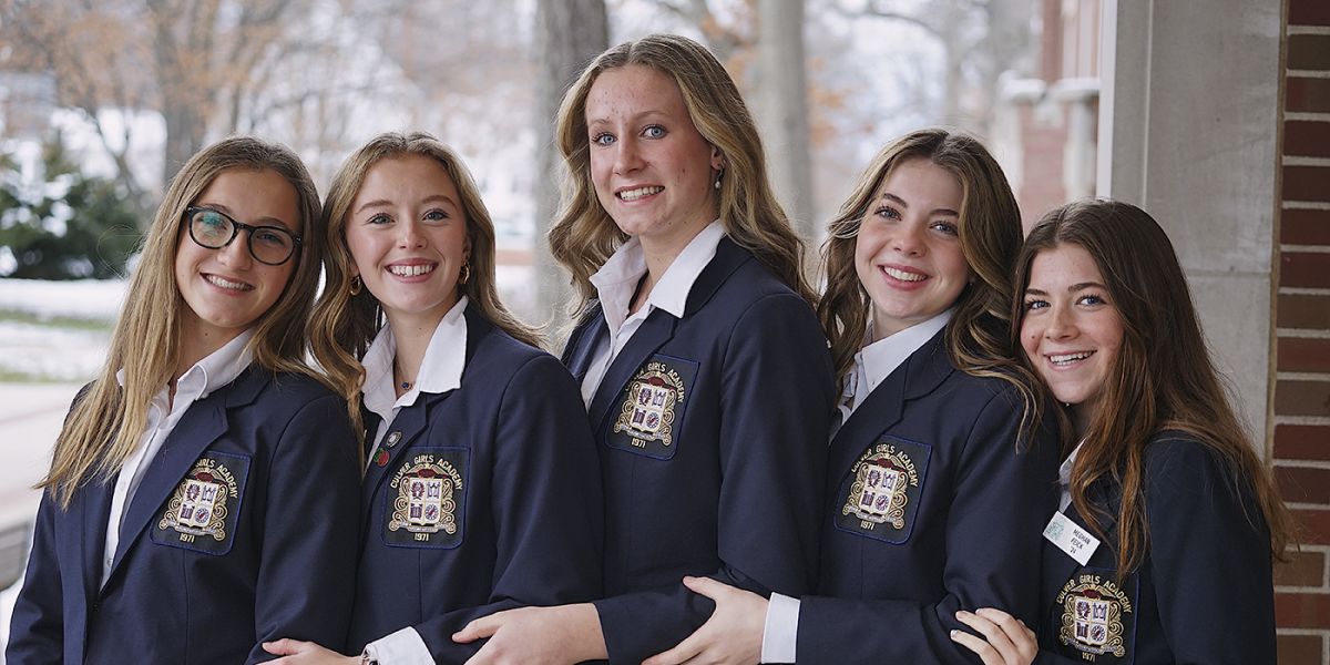 Kauffman tells students at Crest ceremony they are CGA’s driving force | News Posts Details Page