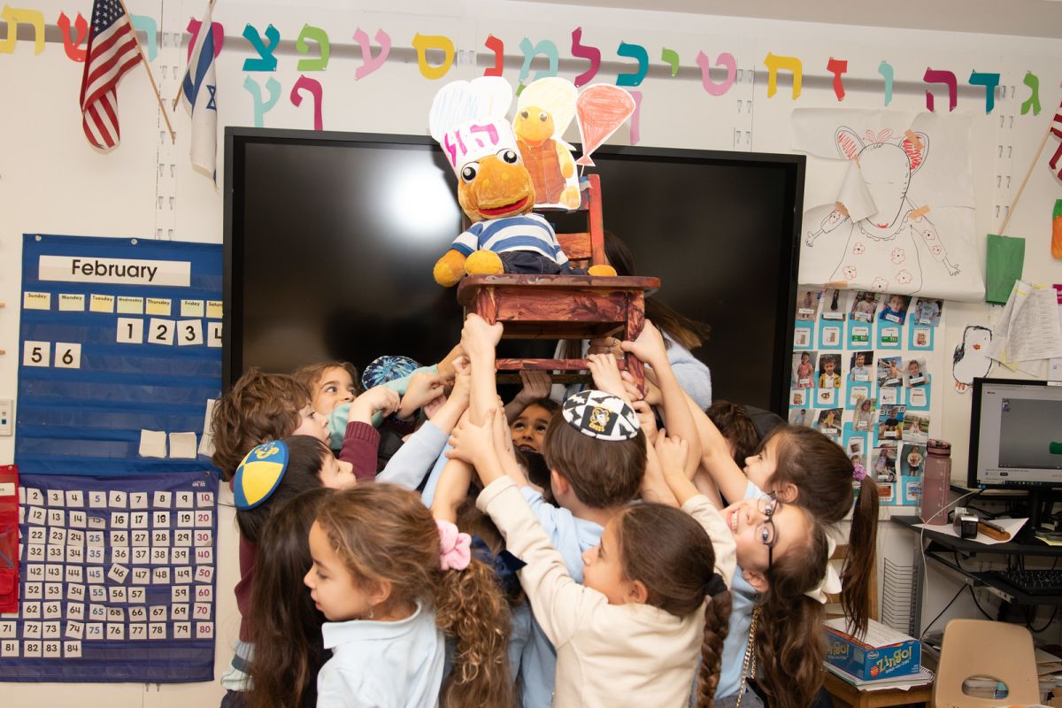 Bentzi's Birthday Celebrations | Ramaz News - The Ramaz School