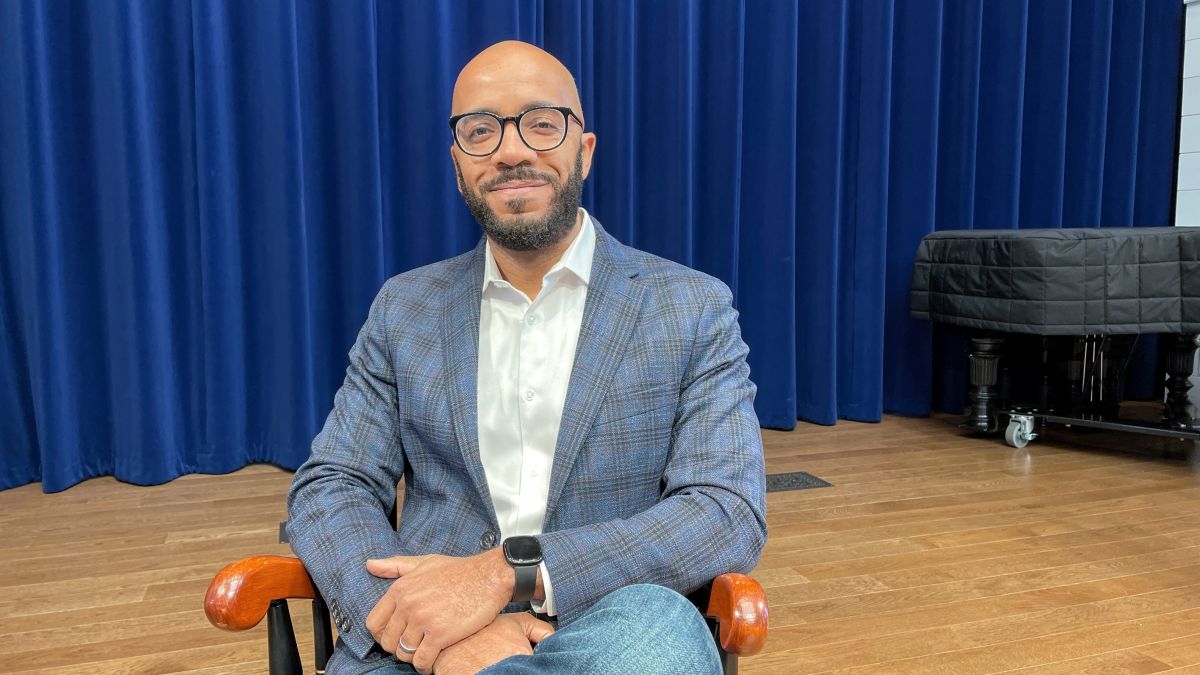 Dr. Clint Smith Speaks at Annual Martin Luther King, Jr. Chapel | Post ...