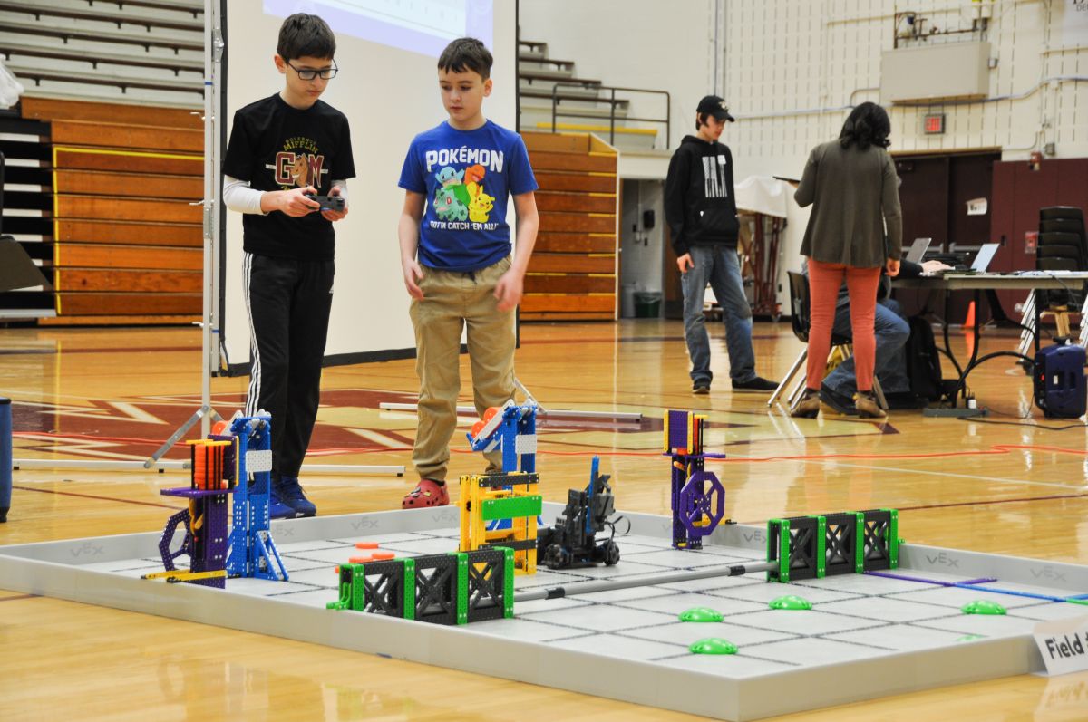 GMIS Hosts Interstate Robotics Competition | Posts
