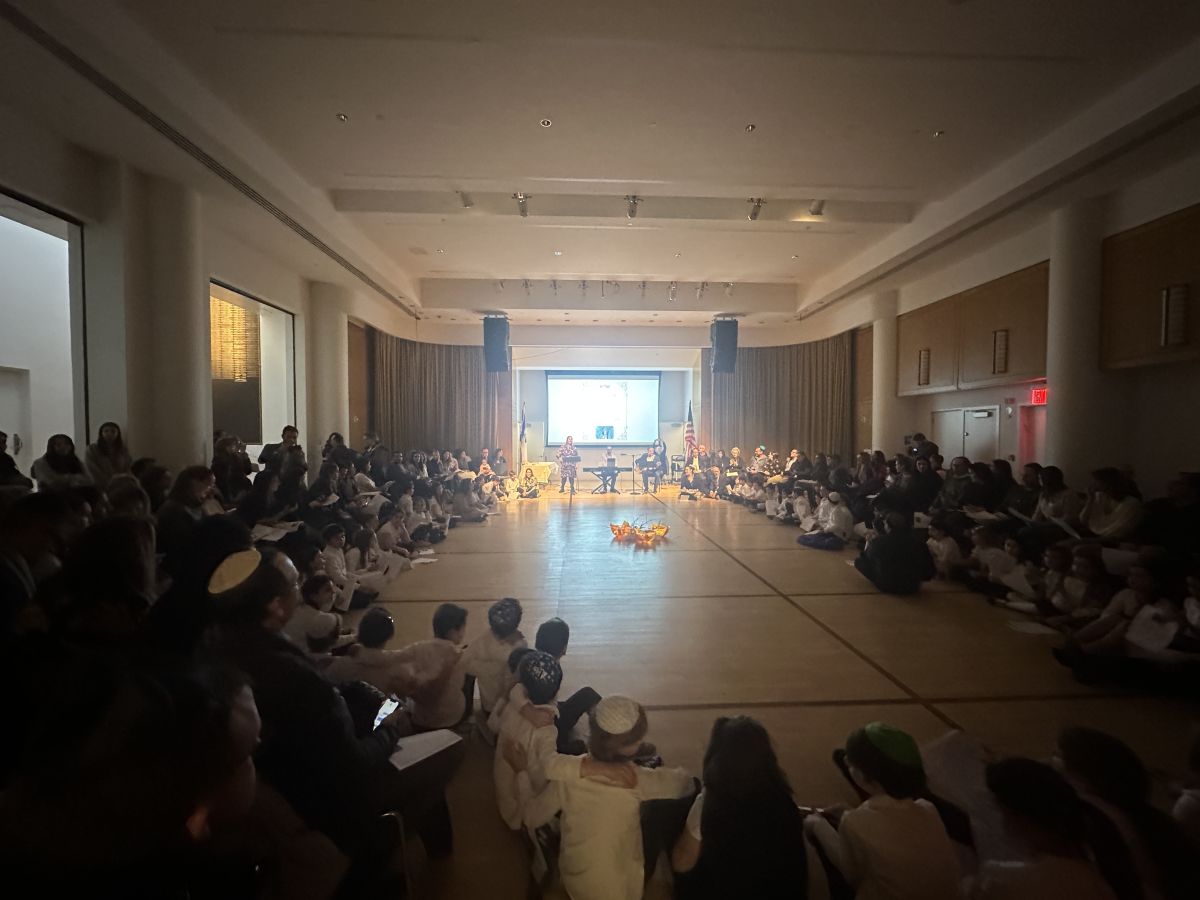 A Campfire Gathering For Shabbat Shirah | Ramaz News - The Ramaz School