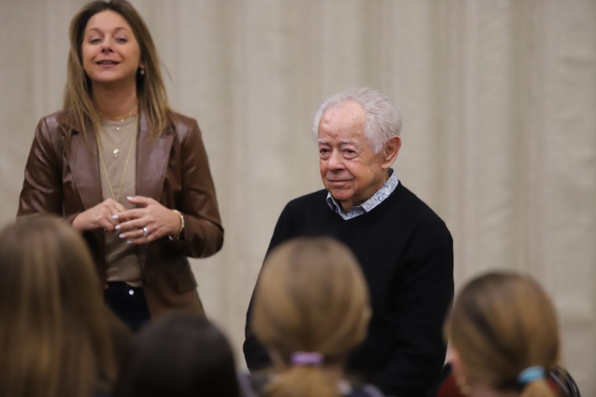 About Mark Schonwetter | News