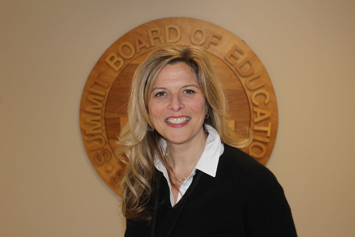 Board of Education Welcomes New Member | News Details - Summit Public Schools