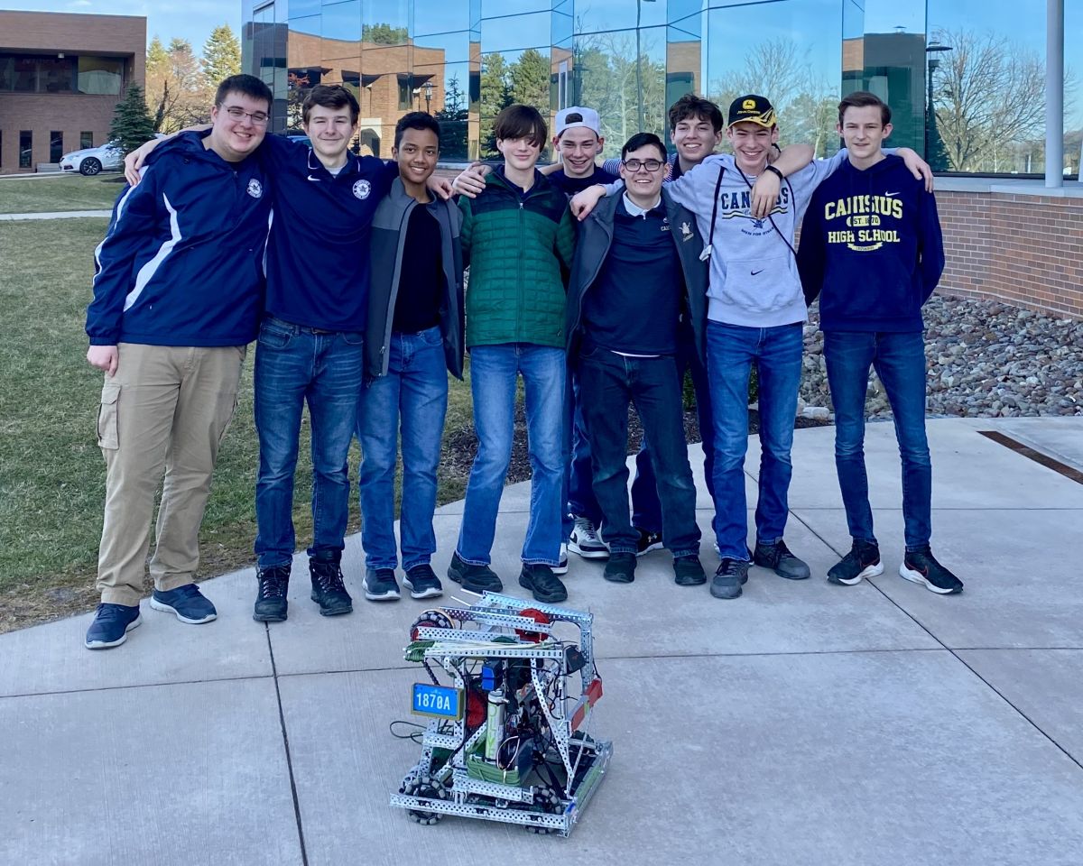 Four CHS Robotics teams qualify for state championships | Post