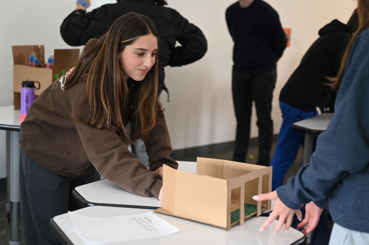 Middle School Students Turn Function Into Fun | News Details