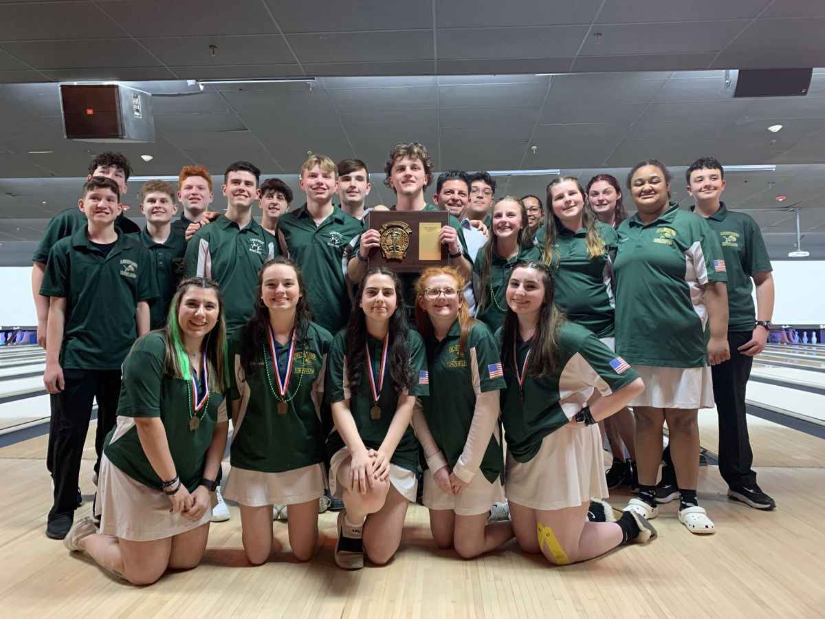 Varsity Bowling Sweeps County Championships | News Details
