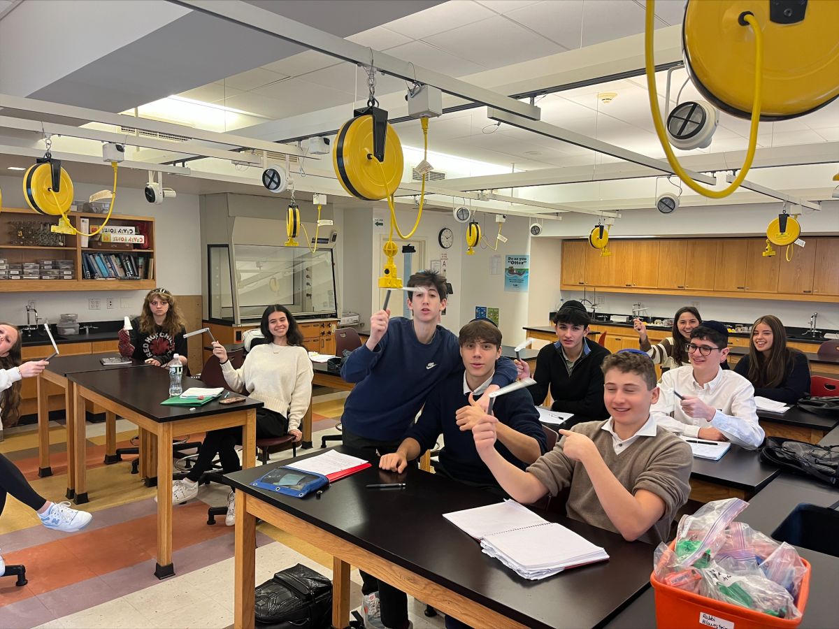 Chemistry Class Makes Noise For Adar... and Humidity | Ramaz News - The ...