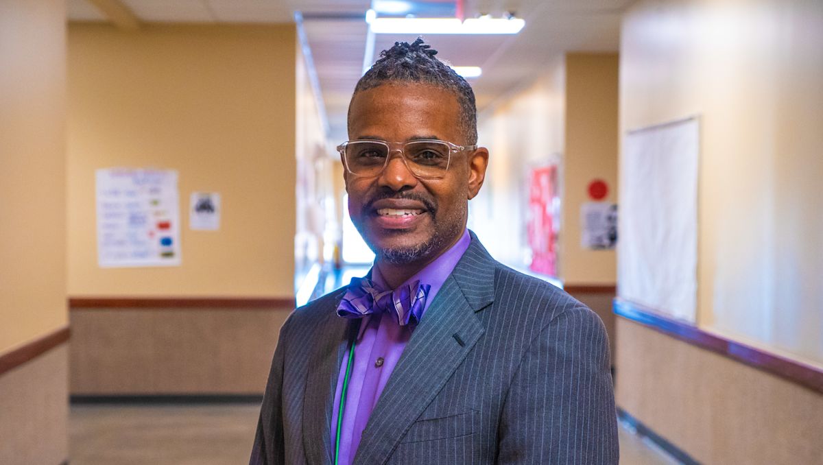 ILTexas Principal Spotlight: Quentyn Seamster | News