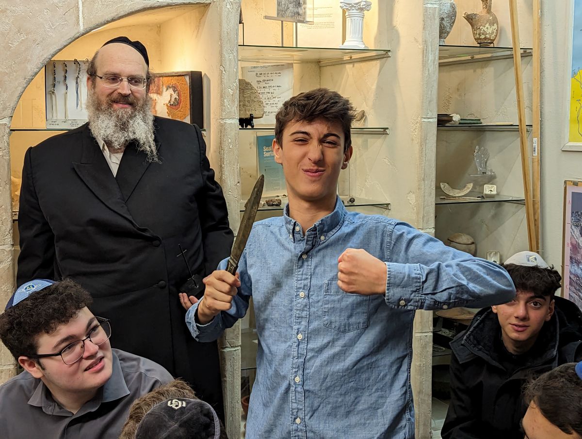 Exploring Jewish History In Brooklyn... | Ramaz News - The Ramaz School
