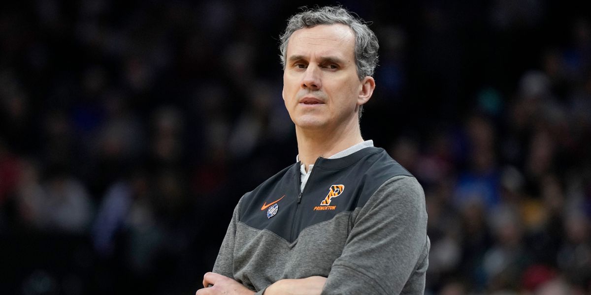 Mitch Henderson '94 coaches Princeton to upset win over No. 2-seed ...