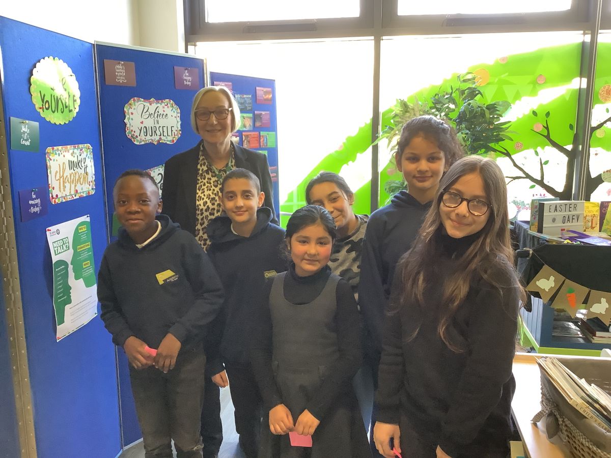 Gill Furniss MP meets pupils and staff on visit to Oasis Academy Fir Vale | News Details