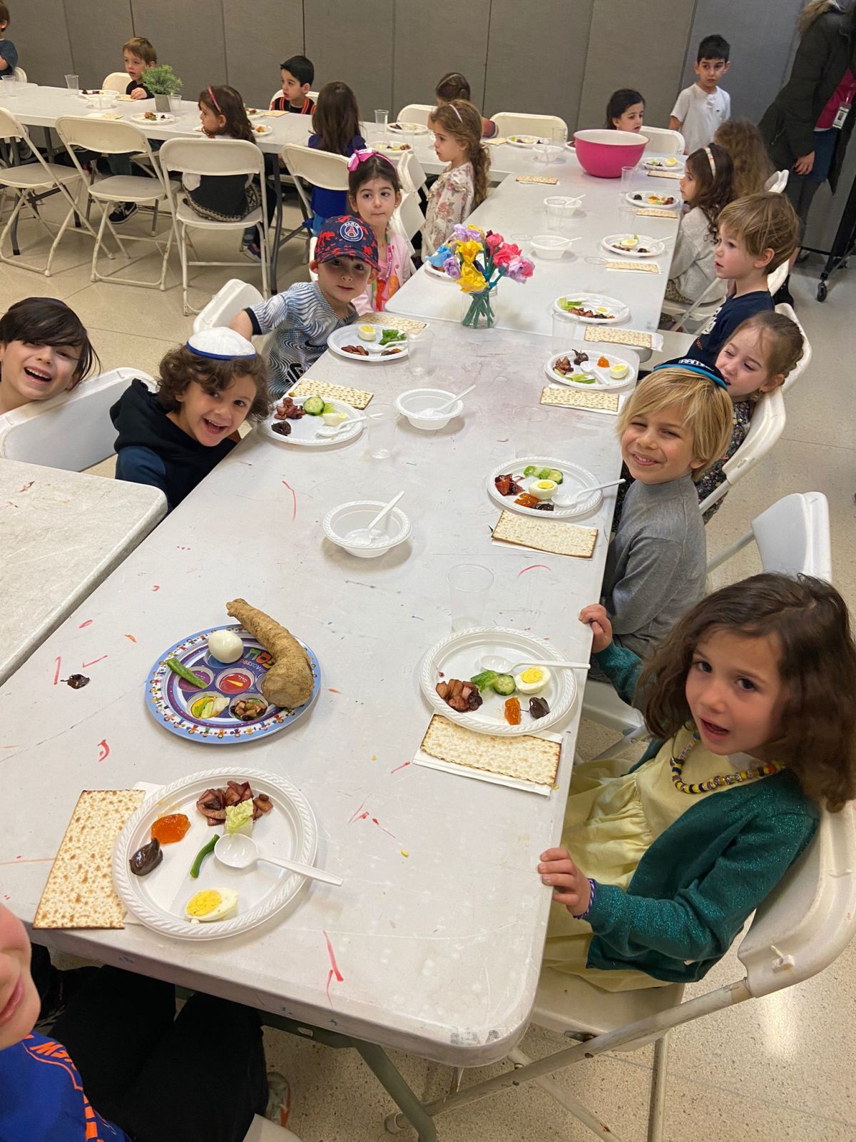 Students Shmooze At Their Self-Made Seder | Ramaz News - The Ramaz School