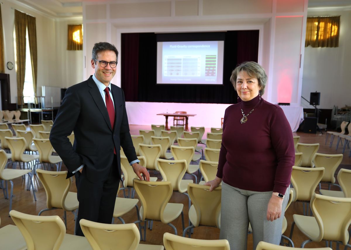 Allanian physicist concludes Schools’ inspirational new lecture series ...