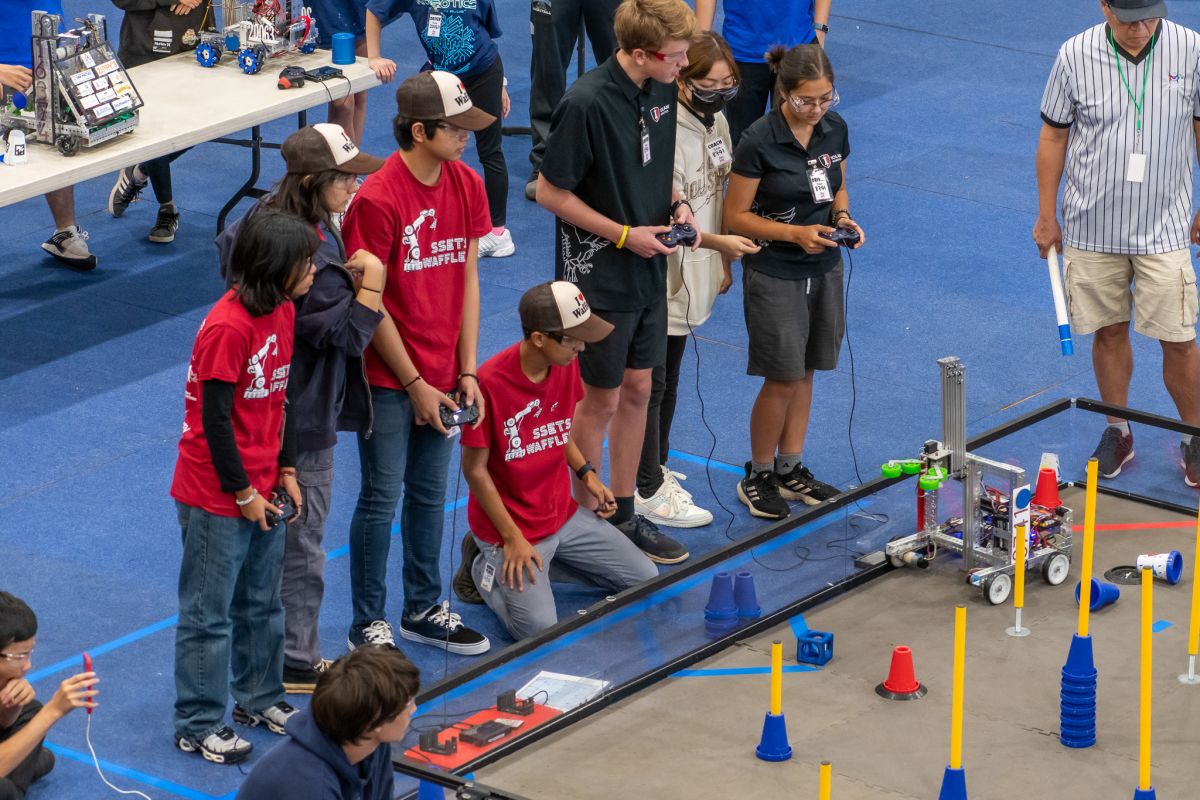 MidWeek Voice West Oahu: Local Students Soar on Robotics Team | Details